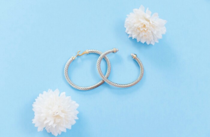 How To Photograph Silver Jewellery